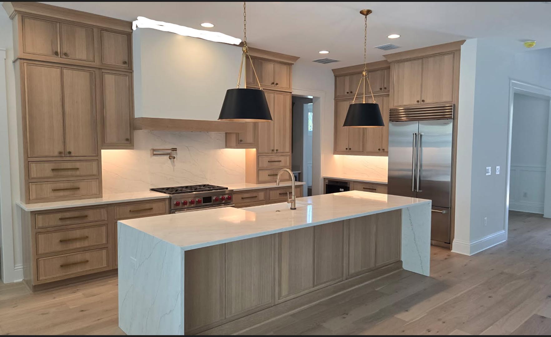 Stunning Kitchen Design Highlighted by Shiloh Cabinets & Quartz ...